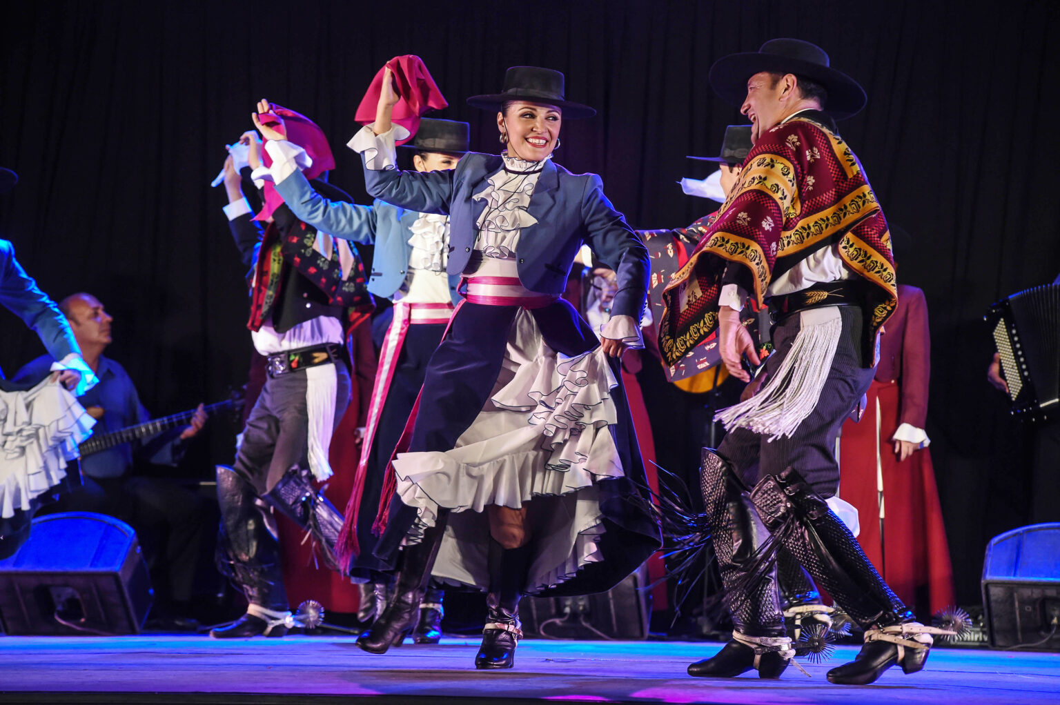 BAFONA presenta nuevas versiones de su repertorio tradicional de música ...