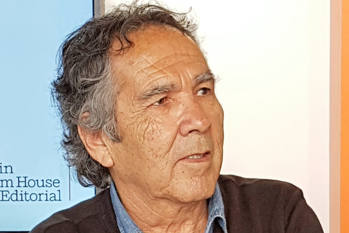 Hernán Rivera Letelier recibe el Premio Nacional de Literatura 2022 ...