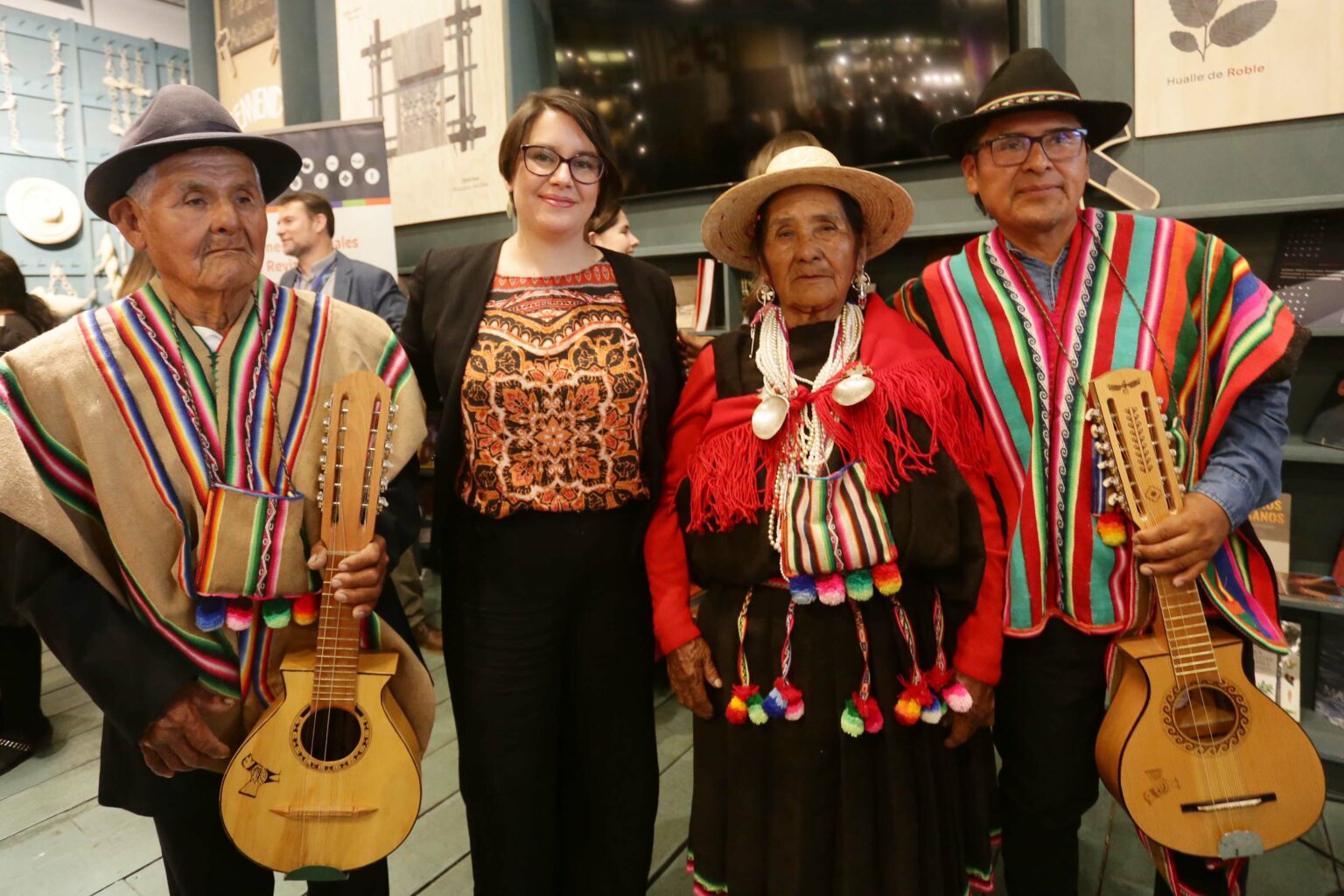 Ministerio de la Culturas junto a Fundación Artesanías de Chile ...