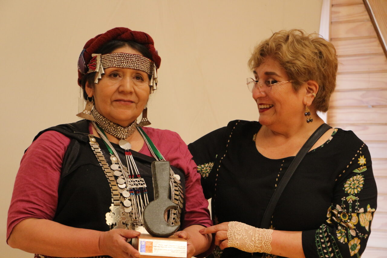 María Teresa Curaqueo y Patricia Chacón | Ministerio de las Culturas ...